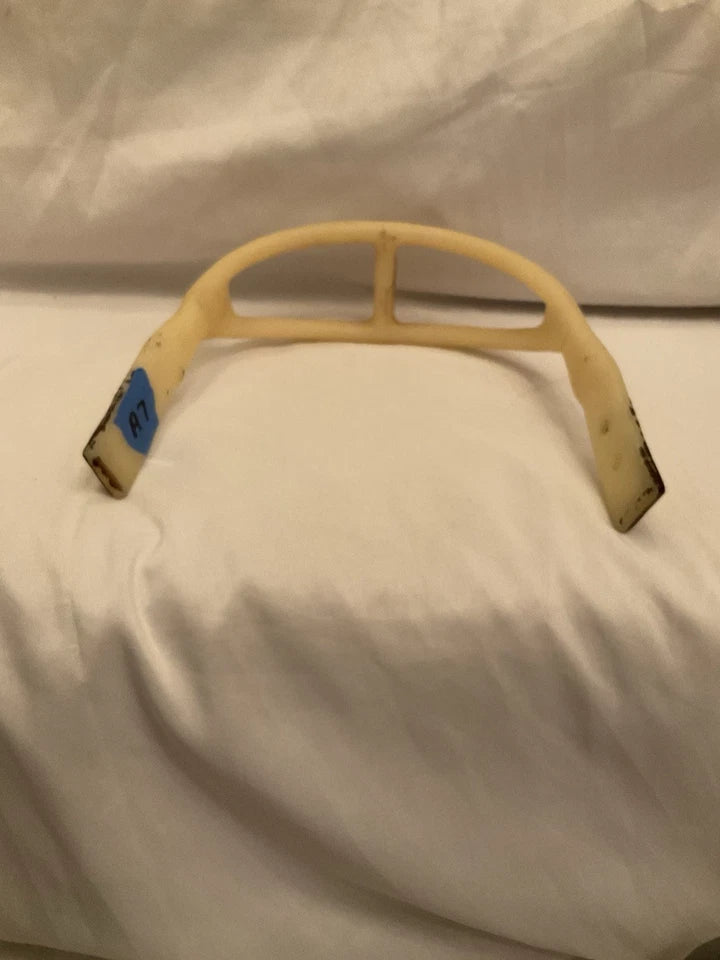 1960's Vintage ORIGINAL MacGregor Type 2-Bar Facemask Suspension Helme ...